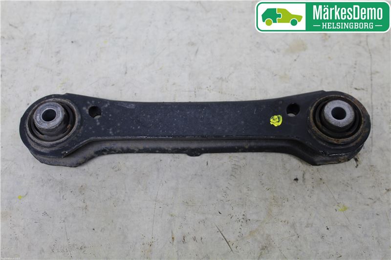 33322409890 : Bærearm bag og Bærearm - bagerst øverst - Autoparts24
