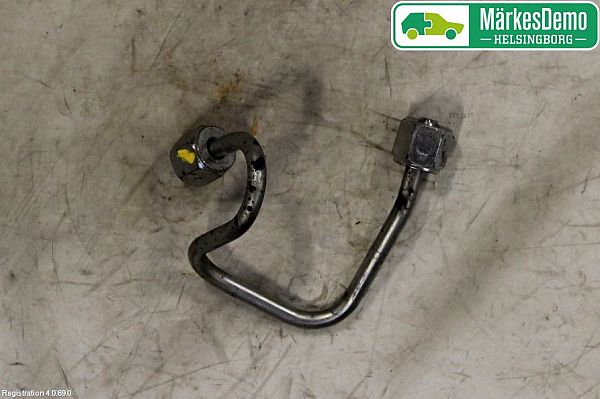 03L-130-301-P : Pijp voor sproeier - Autoparts24