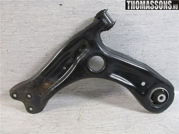 6R0407151A : Bærearm forrest nederst - Autoparts24