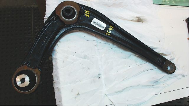 9816863580 : Draagarm lvoor onder - Autoparts24