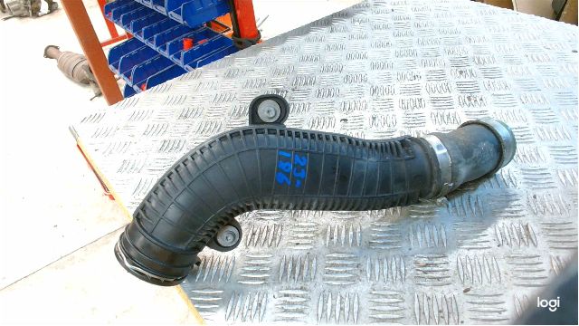 VW Tiguan - Intercooler hose Tiguan - Autoparts24