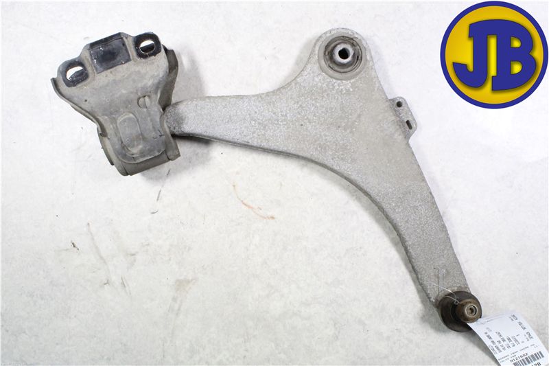 31429320 : Draagarm lvoor onder - Autoparts24