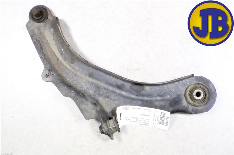 8200679067 : Bærearm forrest nederst - Autoparts24