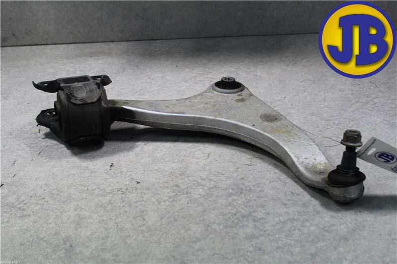 31429320 : Draagarm lvoor onder - Autoparts24