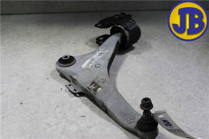 31429321 : Draagarm lvoor onder - Autoparts24