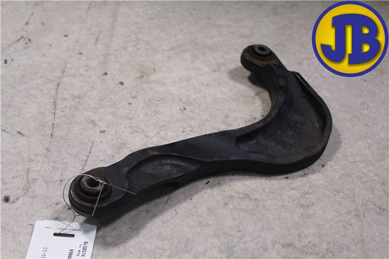 31406747 : Draagarm, lboven en Draagarm achter - Autoparts24