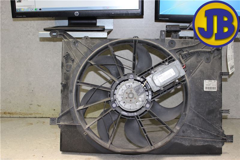 30680512 : Koelvin / Vin en Kachel Ventilatiemotor / aanjager - Autoparts24