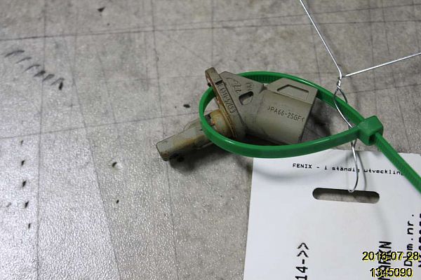 32373144 : ABS - føler - Autoparts24