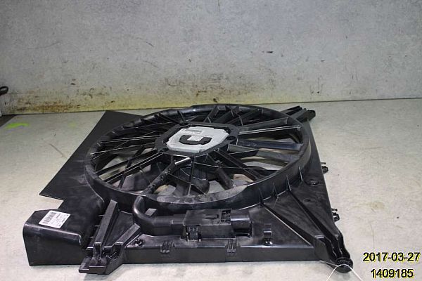 31368075 : Kølerblæser el - Autoparts24