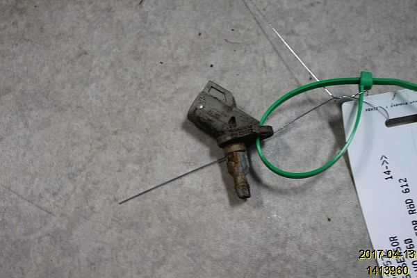 32373144 : ABS - føler - Autoparts24