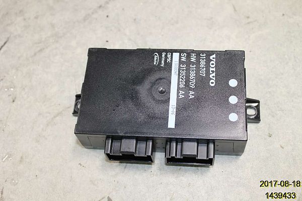 31386709 : Bagklap styreenhed - Autoparts24