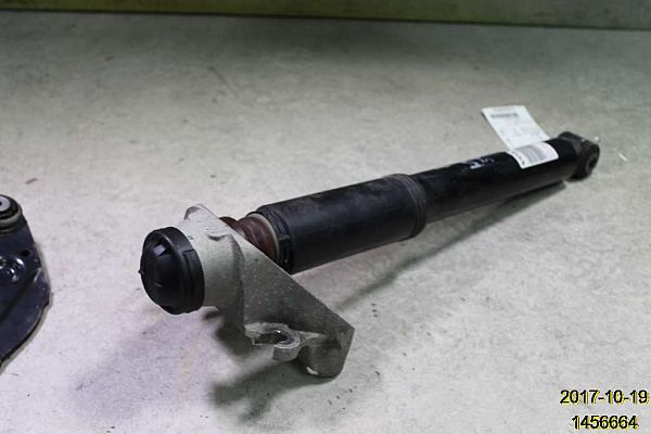 31451374 : Støddæmper - bag - Autoparts24