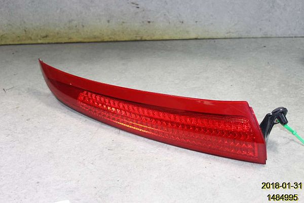 30698142 : Achterverlichting en Mistlamp, achter - Autoparts24