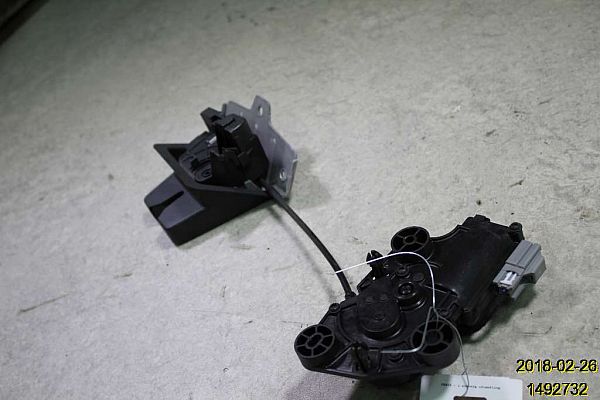 32149889: Hjelmlås, Låsecylinder, Centrallås, - Autoparts24