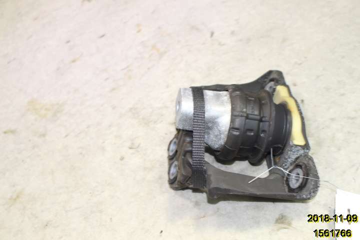 32298680 : Motorophæng og motorophæng / motorfæste - Autoparts24