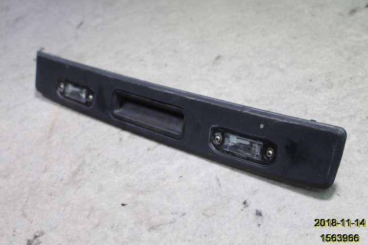 31440719 : Handgreep / deurgreep achterklep en Achterklep scharnier ...