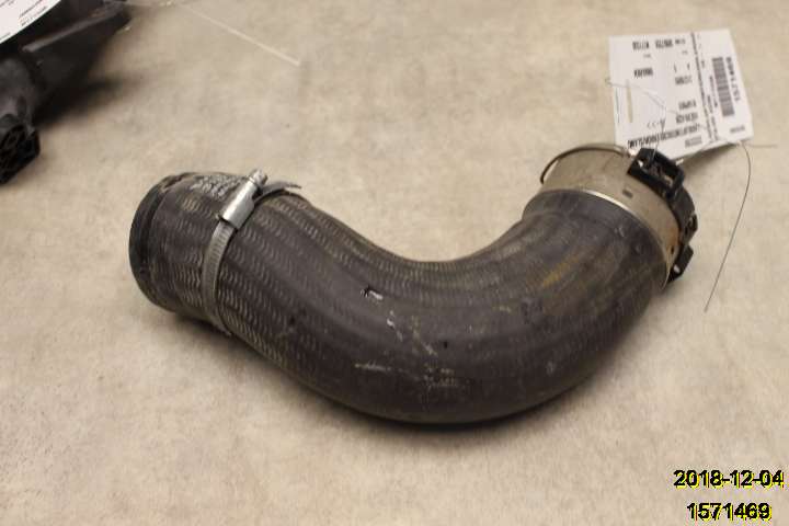 31370095 : Intercooler Rohr - Autoparts24