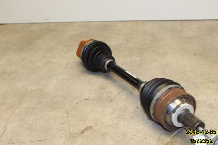 31325850 : Aandrijfas voor - Autoparts24