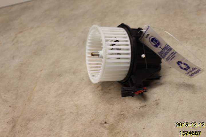31369437 : Blæsermodstand / Varmeblæser - Autoparts24