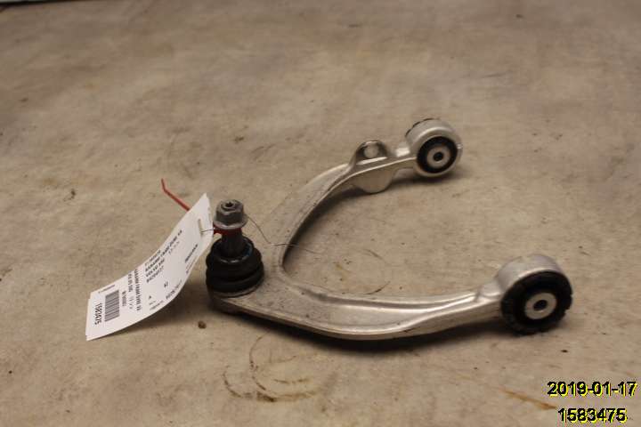 32395244 : Bærearm forrest øverst - Autoparts24