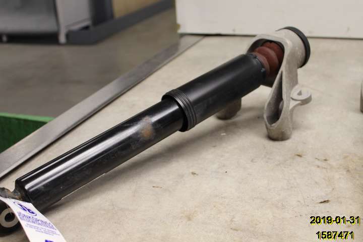 32346076 : Støddæmper - bag - Autoparts24