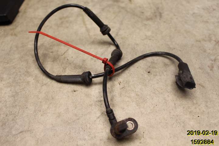 479102979R : ABS sensor - Autoparts24