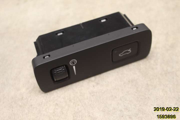 31443873: Kontakt -dør, Kontakt - diverse, Lyskontakt, - Autoparts24