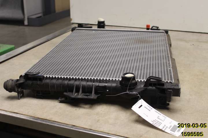 31293689 : Kühler - Autoparts24