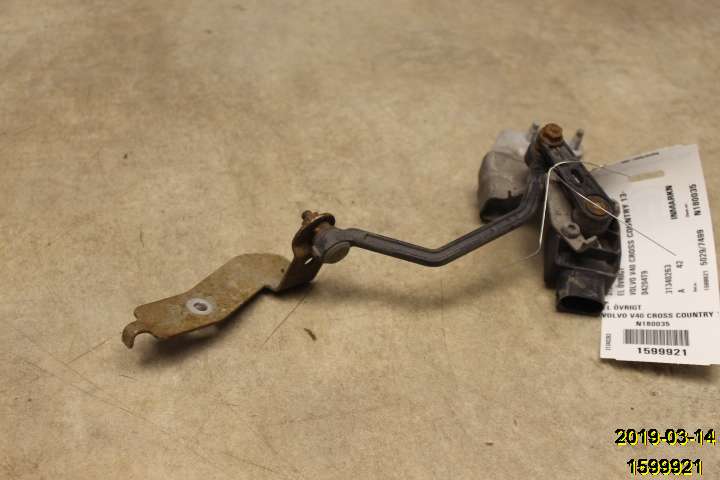 31340263 : Sensor - lygtejustering og Xenon / led relæ - Autoparts24