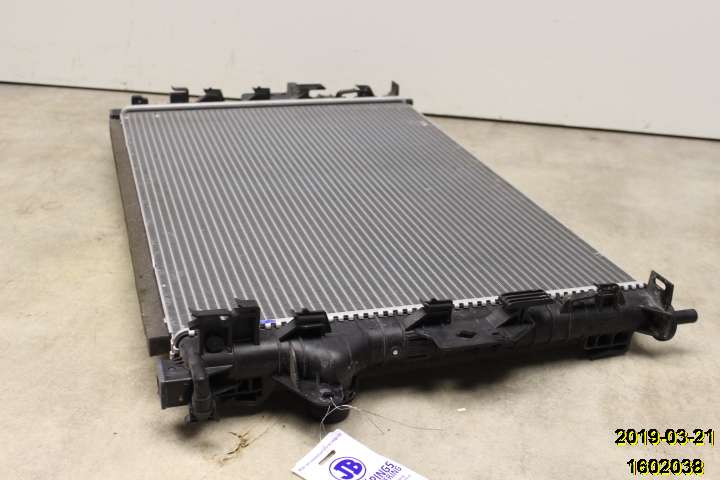 31293689 : Kühler - Autoparts24