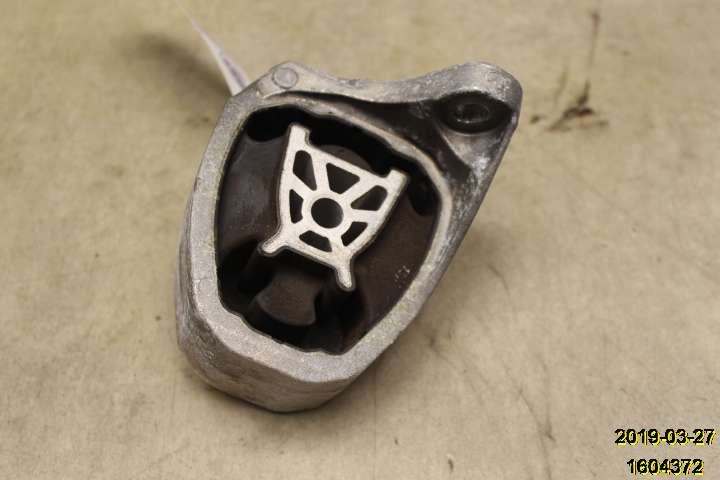 31480564 : Motoraufhängung und Motorhalter / Motorträger - Autoparts24