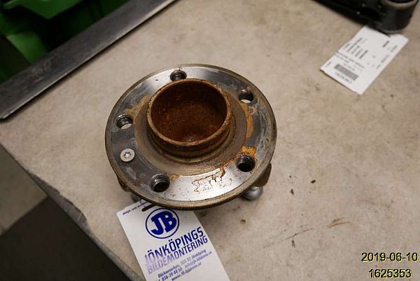 32331434: Radnabe hinten, Hinternabe, Radnabe vorn links und rechts ...