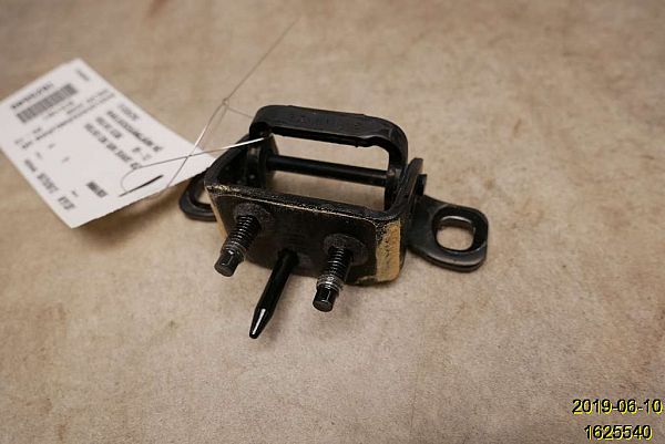 31335292 : Achterklep scharnier en Deurstop - Autoparts24