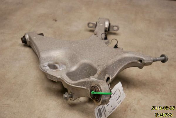 31451943 : Draagarm achter - Autoparts24