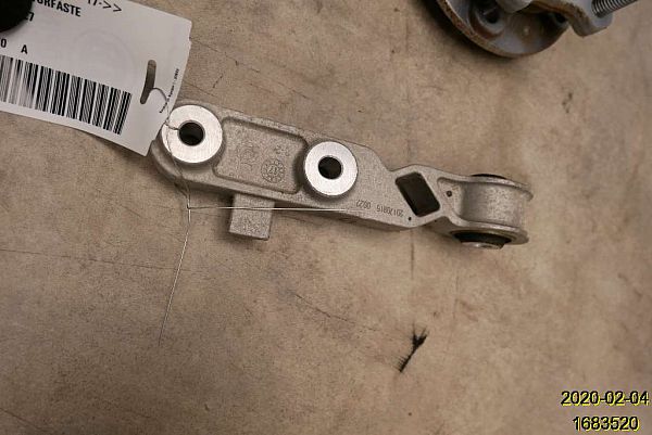 31359890: Motorophæng, motorophæng / motorfæste, Gearkassebro ...