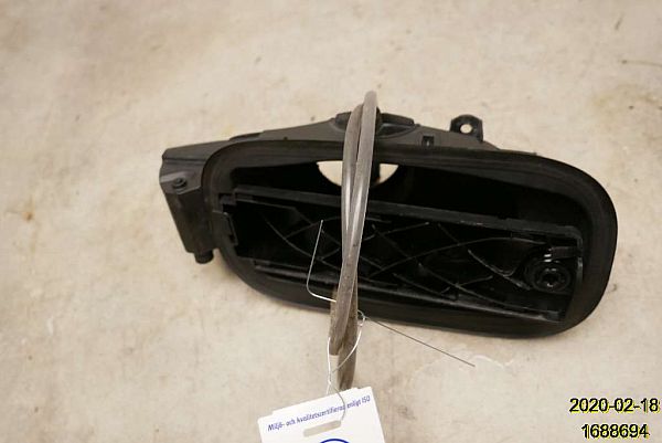 32227043 : Tankdeckel und Tankklappe - Autoparts24