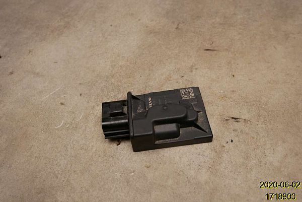 32312196 : Steuergerät diverse und Diverse Relais - Autoparts24