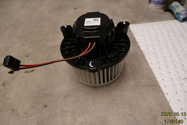 31497510 : Kachel Ventilatiemotor / aanjager - Autoparts24