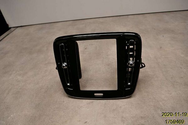 Volvo Xc40 - Frisse lucht mondstuk Xc40 | Autoparts24