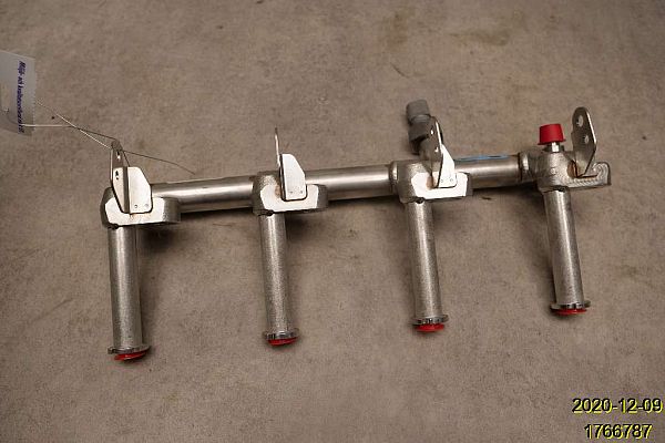 31478556 : Düsenrohr und Hochdruckrail - Autoparts24