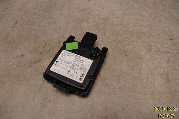 32233090 : Styrboks diverse - Autoparts24