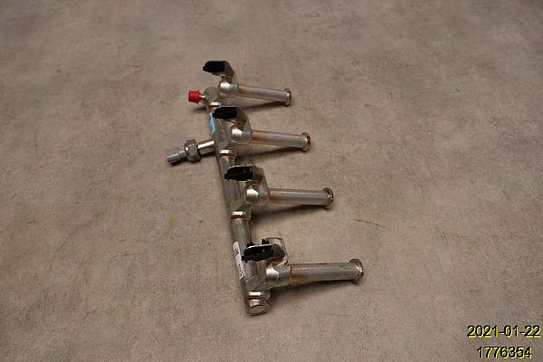 31478556 : Düsenrohr und Hochdruckrail - Autoparts24