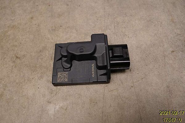 31478784 : Relæ - diverse og Styrboks diverse - Autoparts24