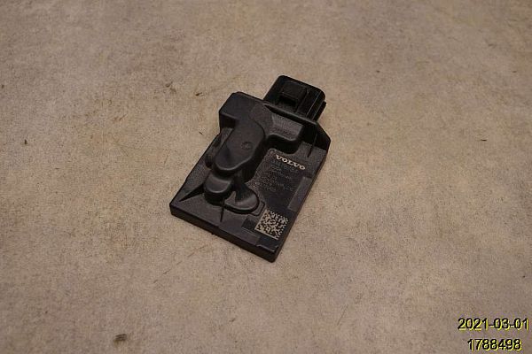 31478784 : Relæ - diverse og Styrboks diverse - Autoparts24