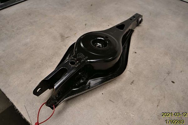 32221199 : Draagarm achter - Autoparts24