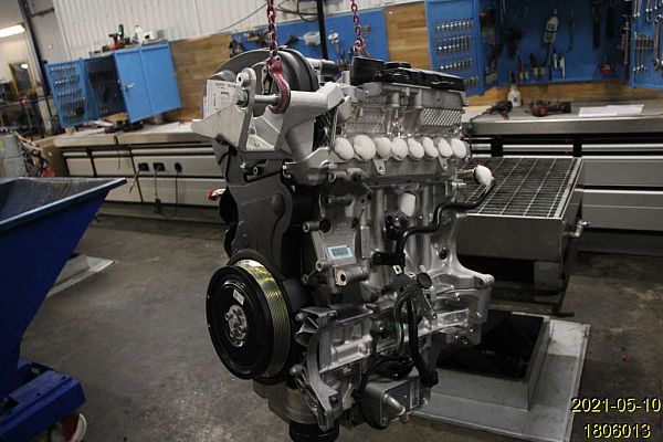 6906901 : Motor - Autoparts24