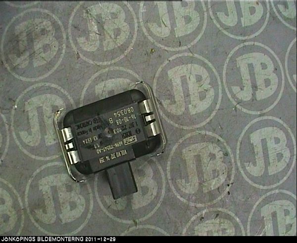 30655338 : Regnsensor - Autoparts24