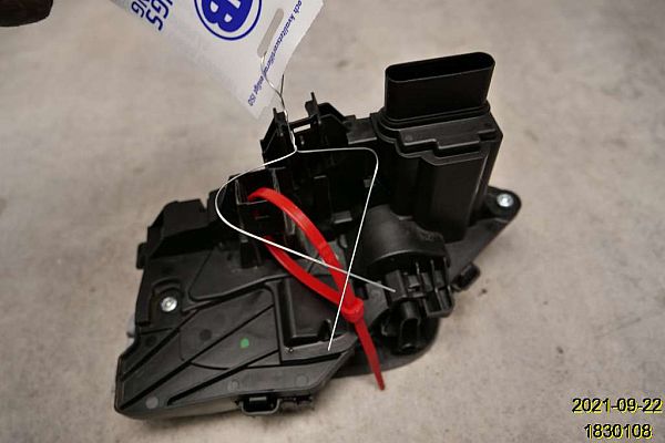 31440997: Dørlås, Tågelygte - for, Centrallås, - Autoparts24