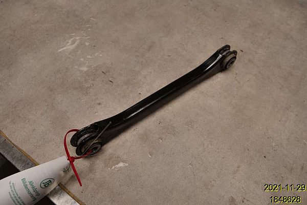 31681846 : Bærearm bag og Bærearm - bagerst øverst - Autoparts24