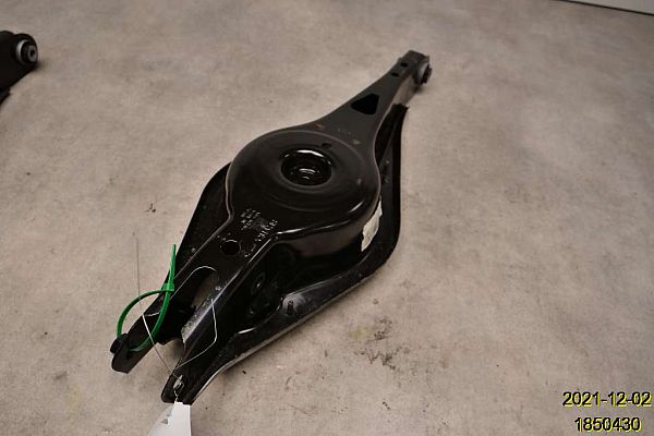 32221200 : Bærearm bag - Autoparts24